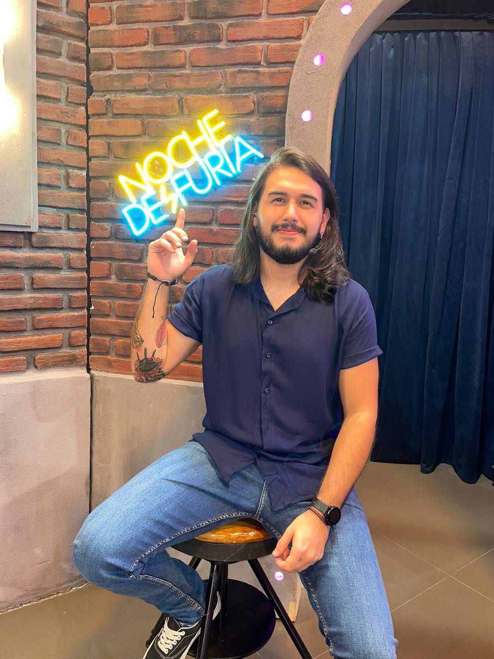 Popular / Influencer cuenta como surgió gracias a las redes sociales